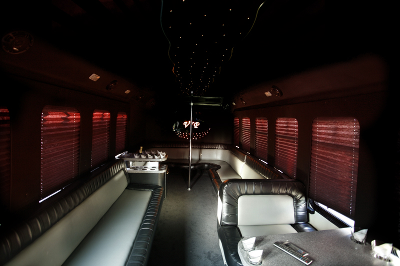 San Francisco 20 Passenger Limo Bus with Dance Pole Photo Album ...